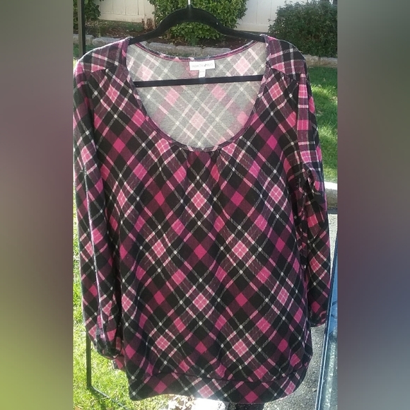 Fashion Bug | Tops | Pink Plaid Top With Cuffed Bottom And Small Slit ...